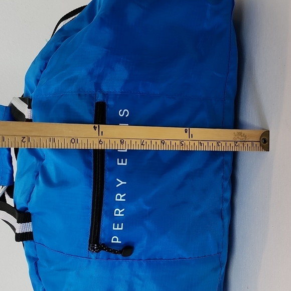 Perry Ellis | Bags | Perry Ellis Light Weight And Light Blue Duffle Bag ...